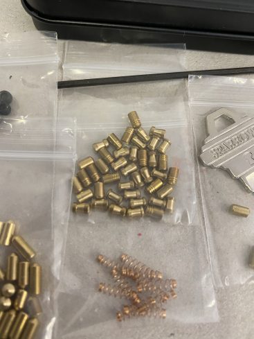 Sparrows Revolver Challenge Lock – Hobby Lock Picking